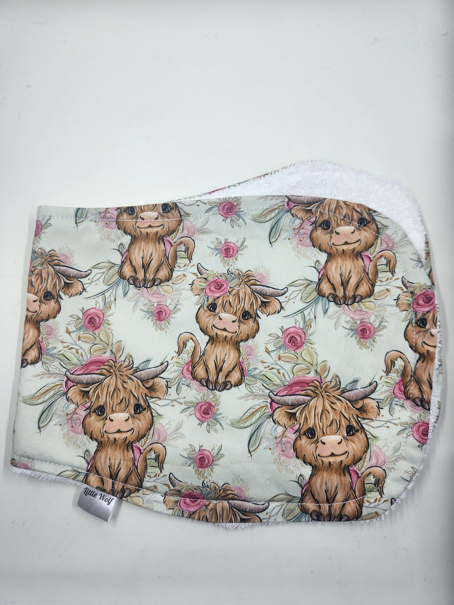 Light Green Highland Cow Burp Cloth – Crafty Wolf Australia